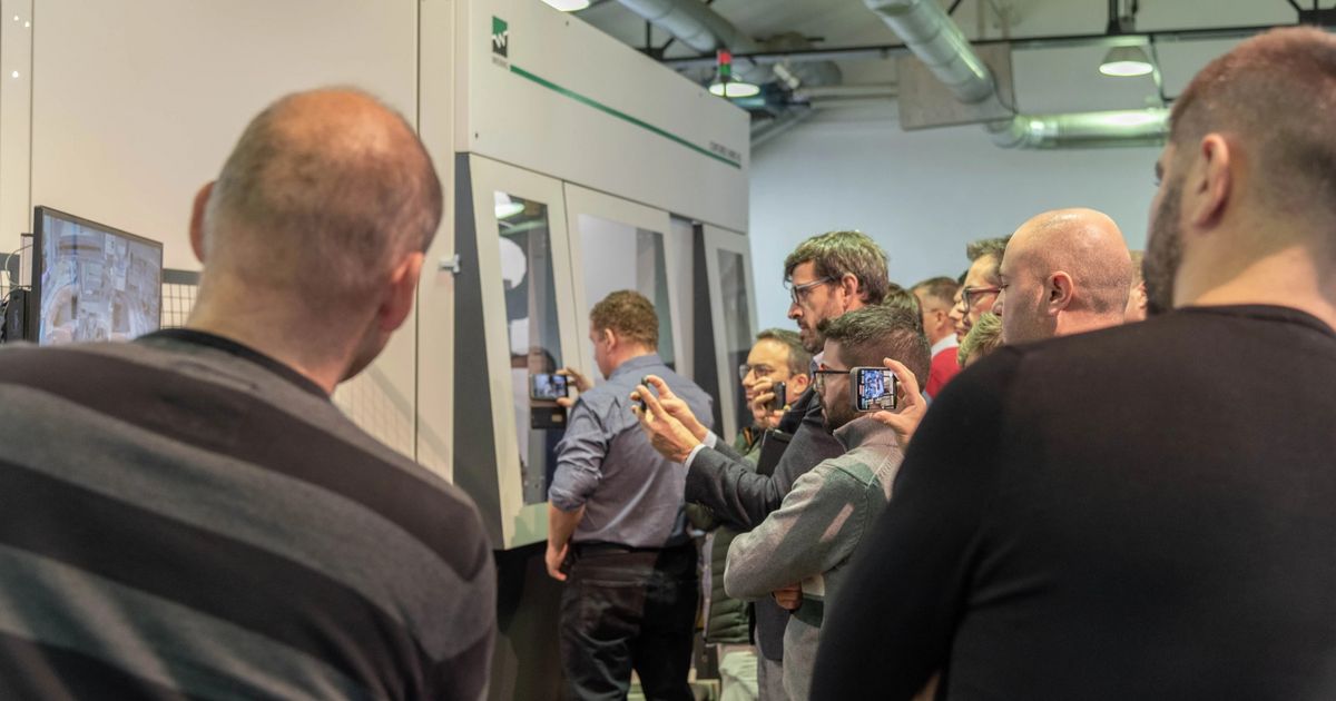 Detail - MICHAEL WEINIG (AU)